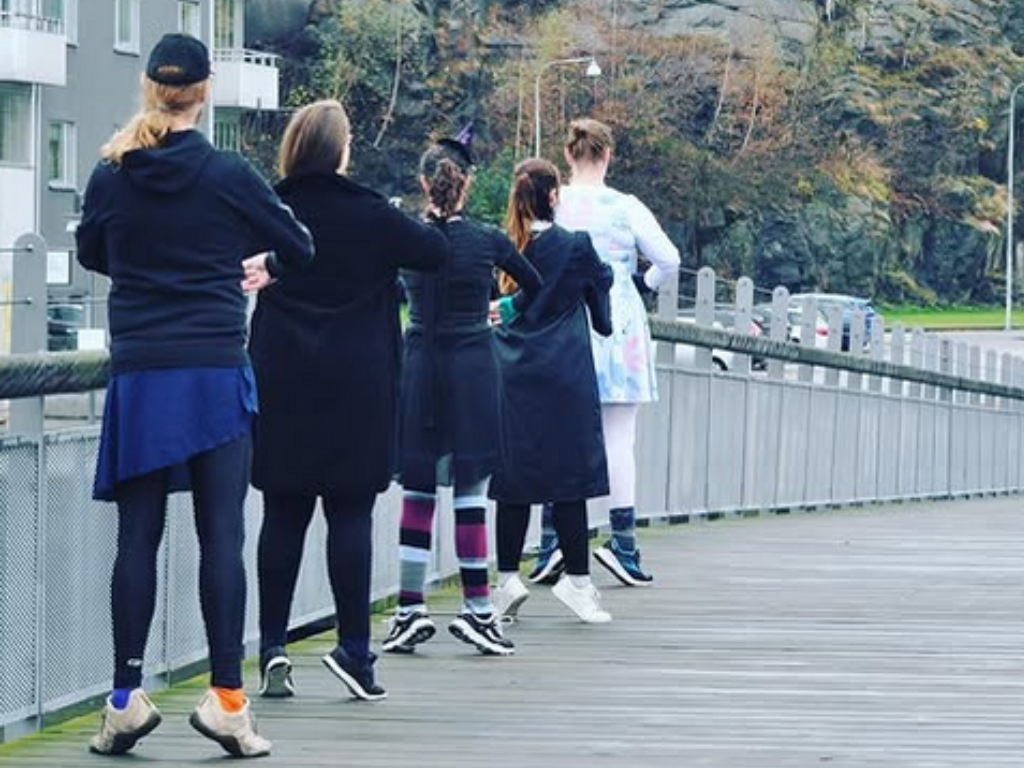 Bridge Ballet – Adult Ballet Classes in English